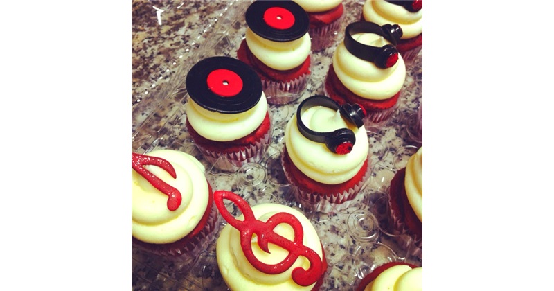 DJ Themed Cupcakes | DJ Themed Cupcakes | Caker Street
