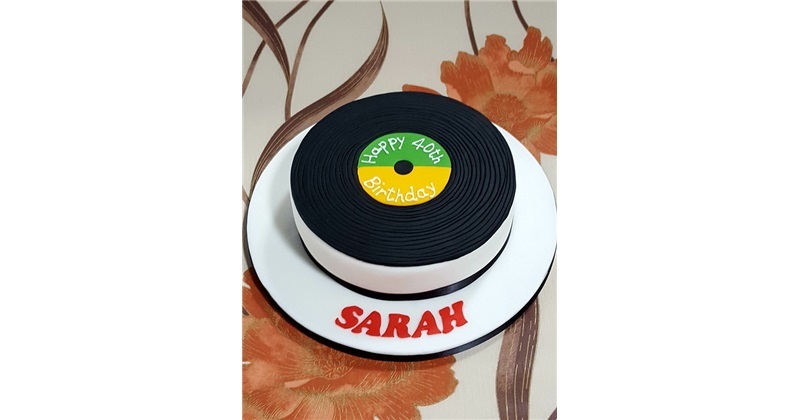 Vinyl record cake | Birthday Cake | Caker Street